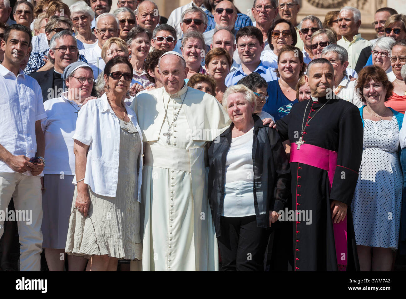Vatican City, Vatican. 14th Sep, 2016. Pope Francis poses for a photo ...