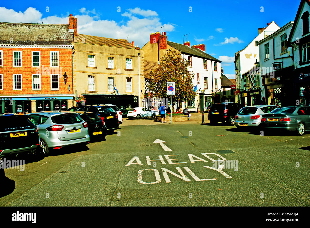 Knaresborough market place hi-res stock photography and images - Alamy