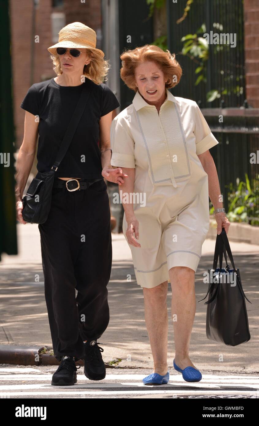 Meg Ryan exposes her midriff and shows off her 'life is short' tattoo ...