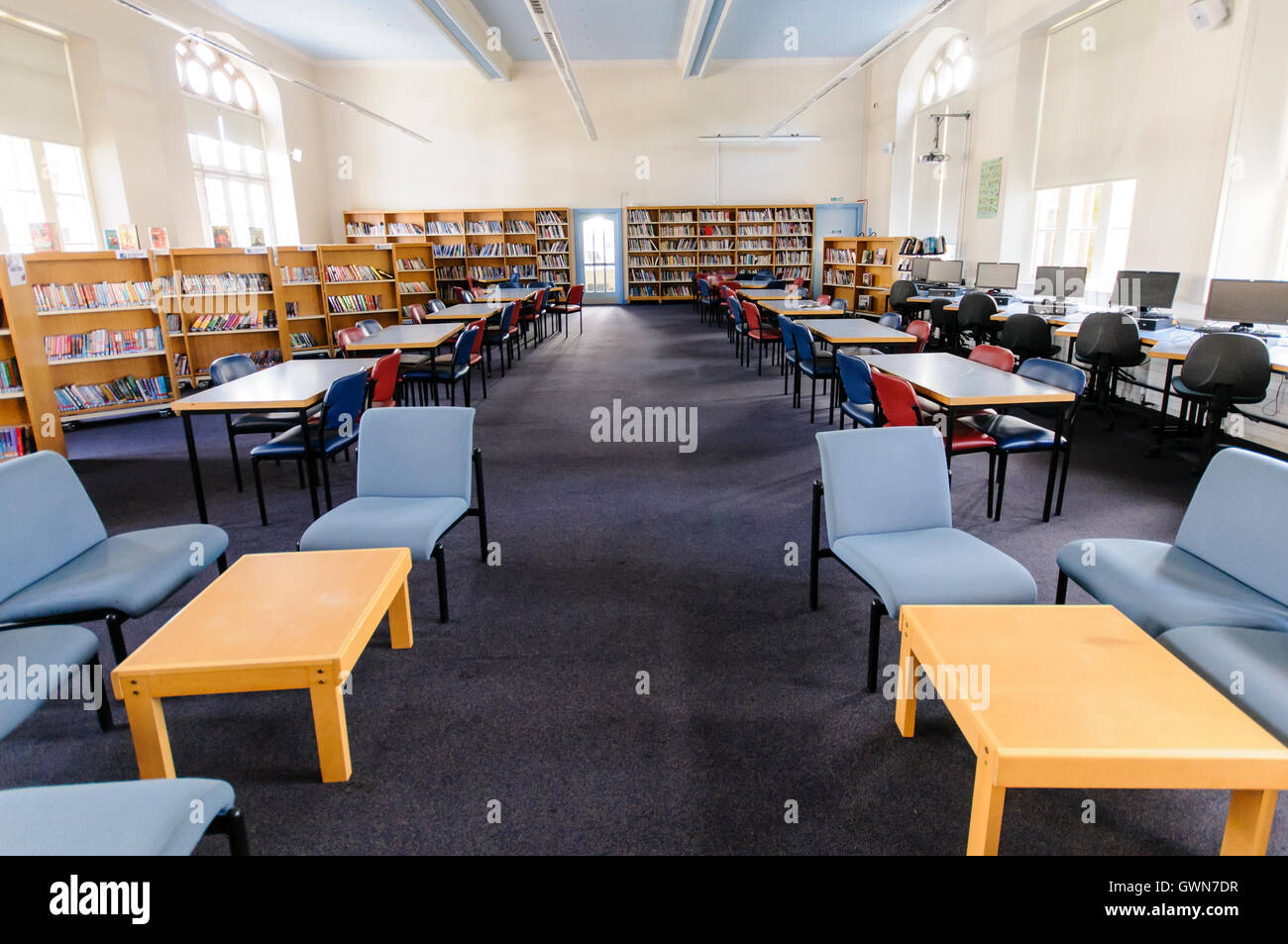 Grammar school pupils uk hi-res stock photography and images - Alamy