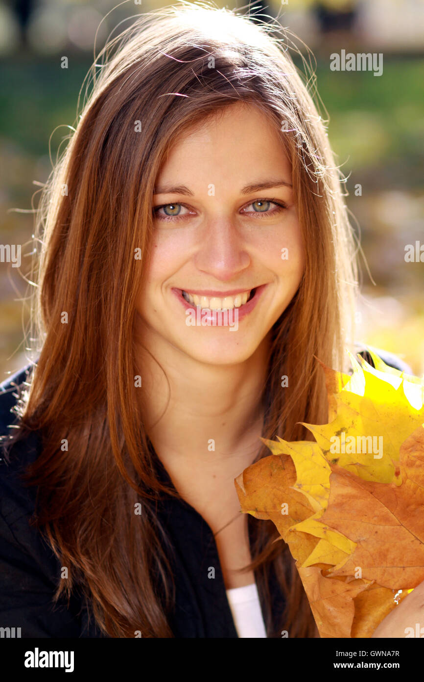 Beautiful young woman Stock Photo - Alamy