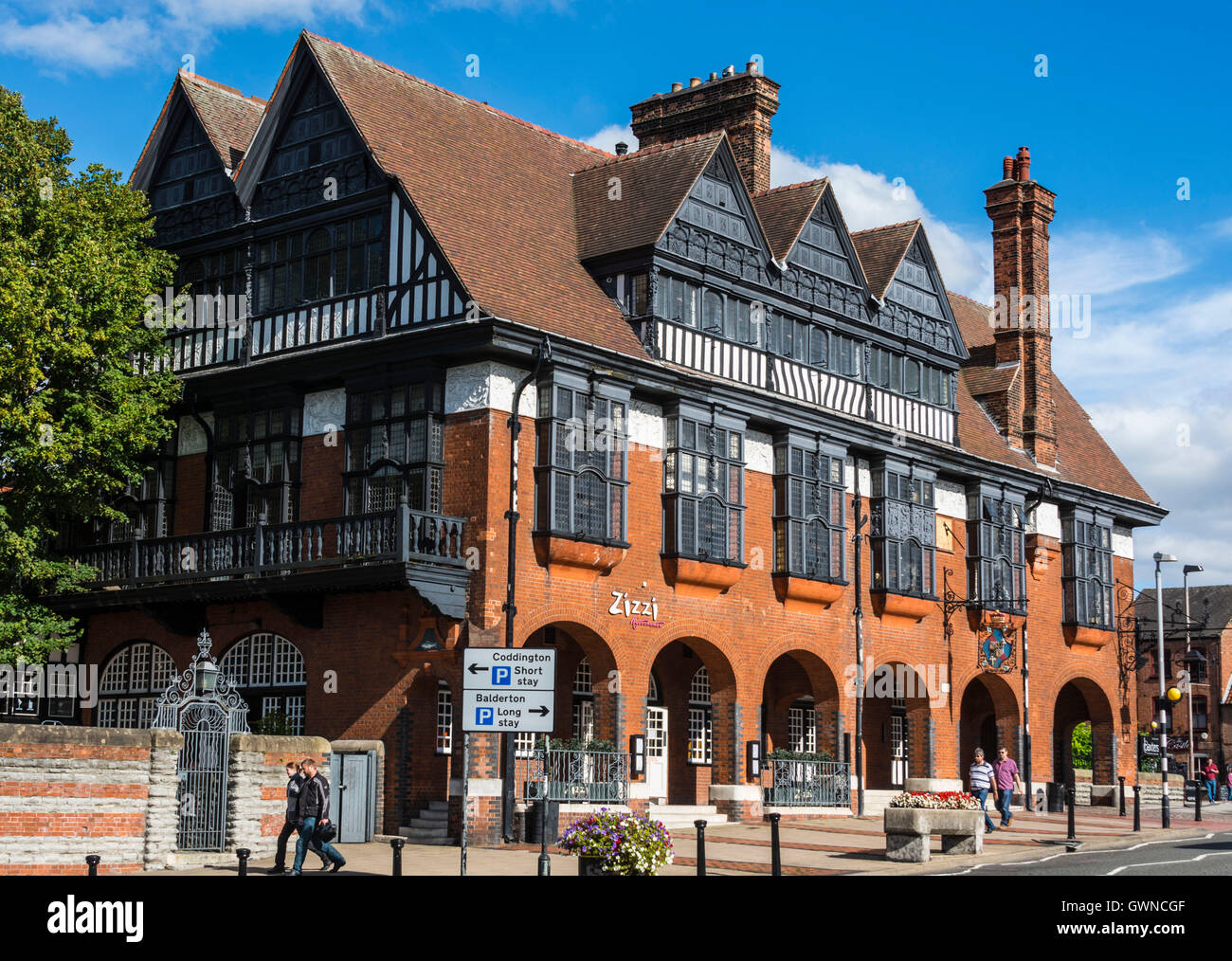 Newark town centre hi-res stock photography and images - Alamy