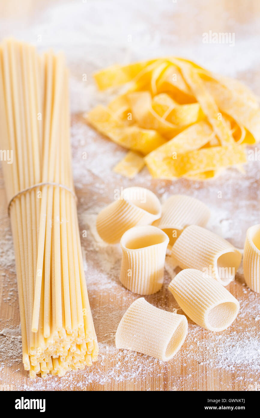 raw pasta spaghetti, italian cuisine Stock Photo - Alamy