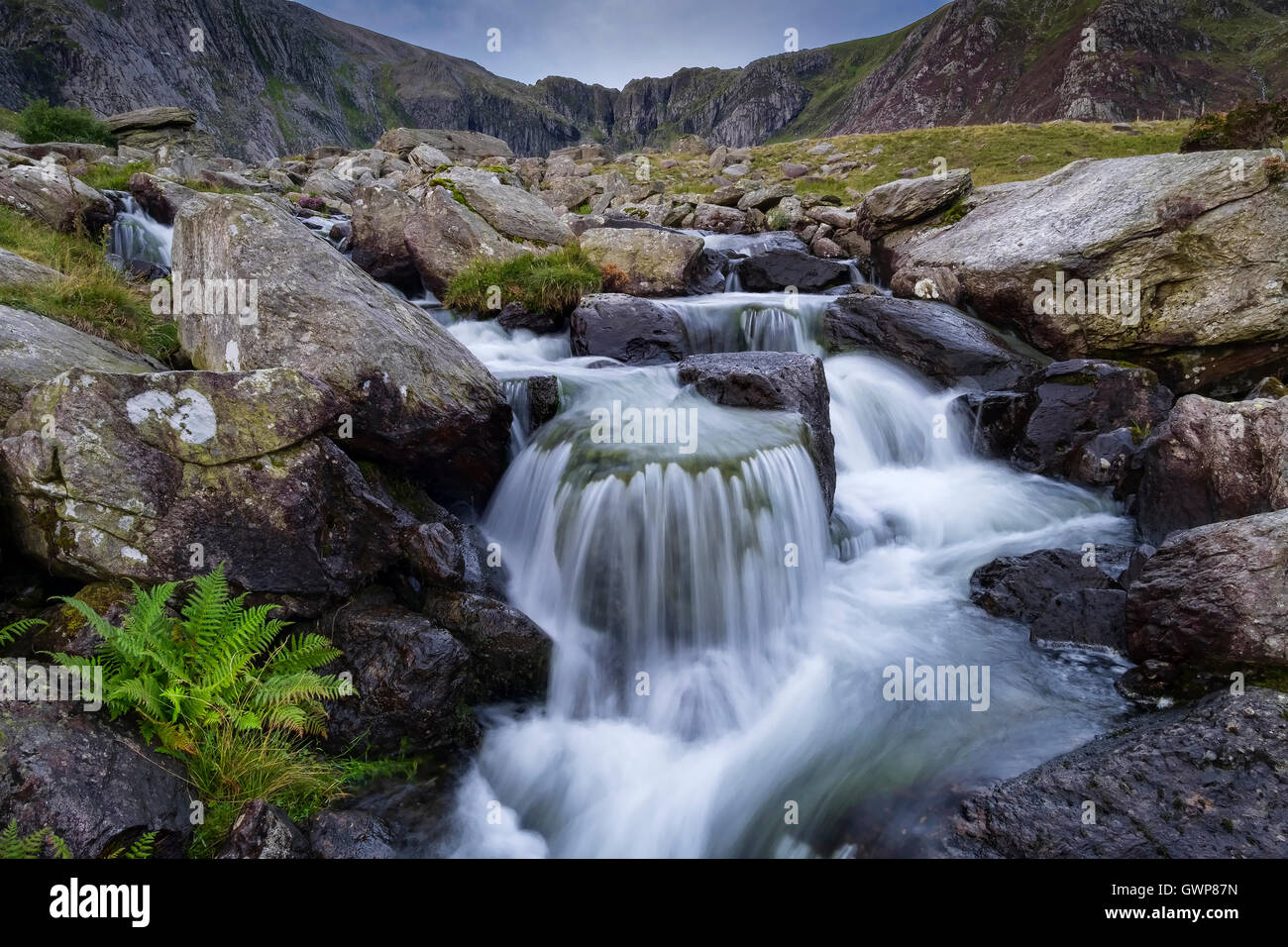 Afon idwal hi-res stock photography and images - Alamy