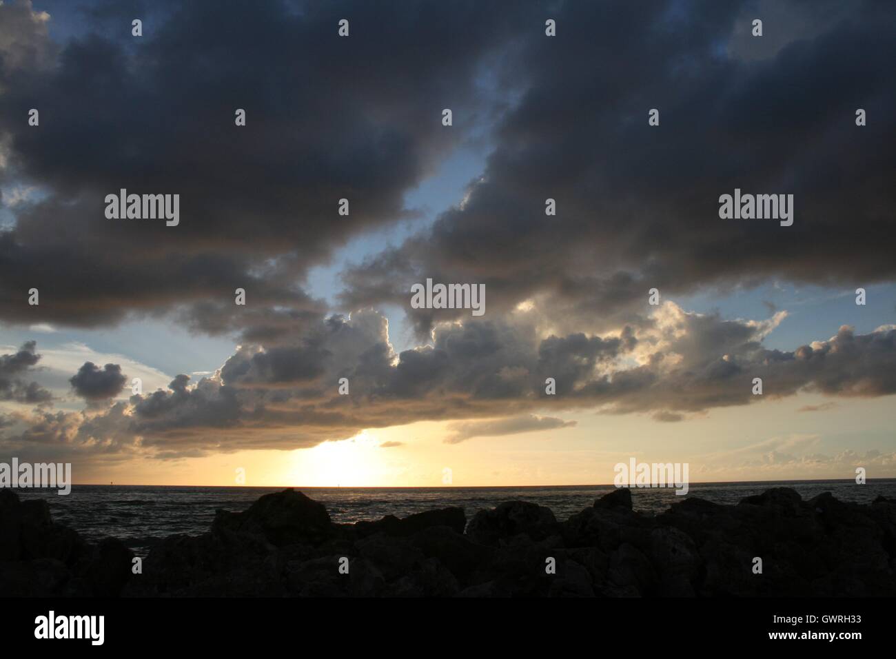 Florida beach sunset hi-res stock photography and images - Alamy