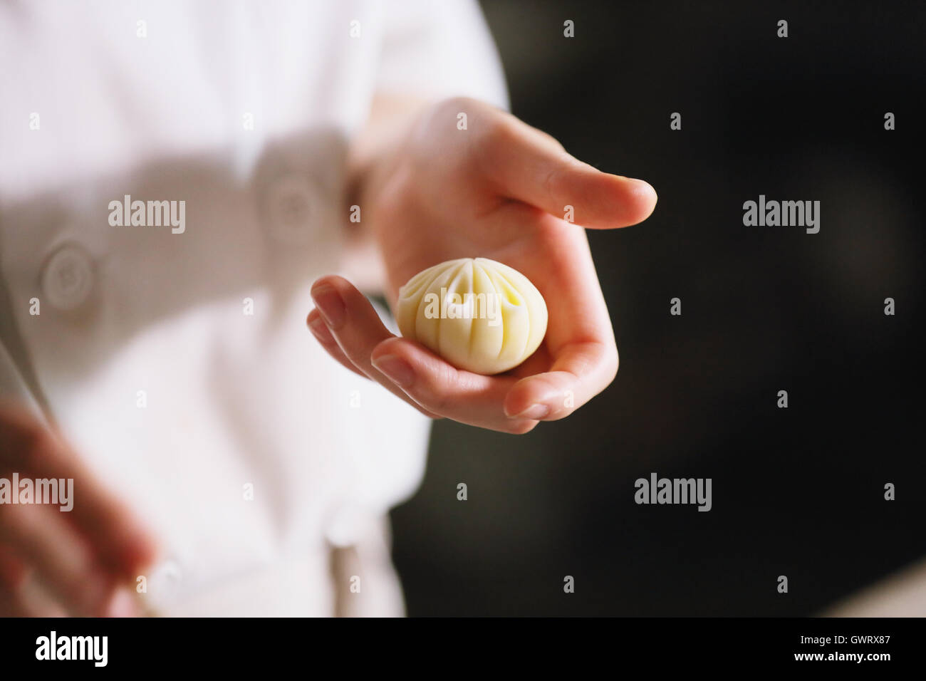 Pastry chef creating Japanese confectionery Stock Photo - Alamy