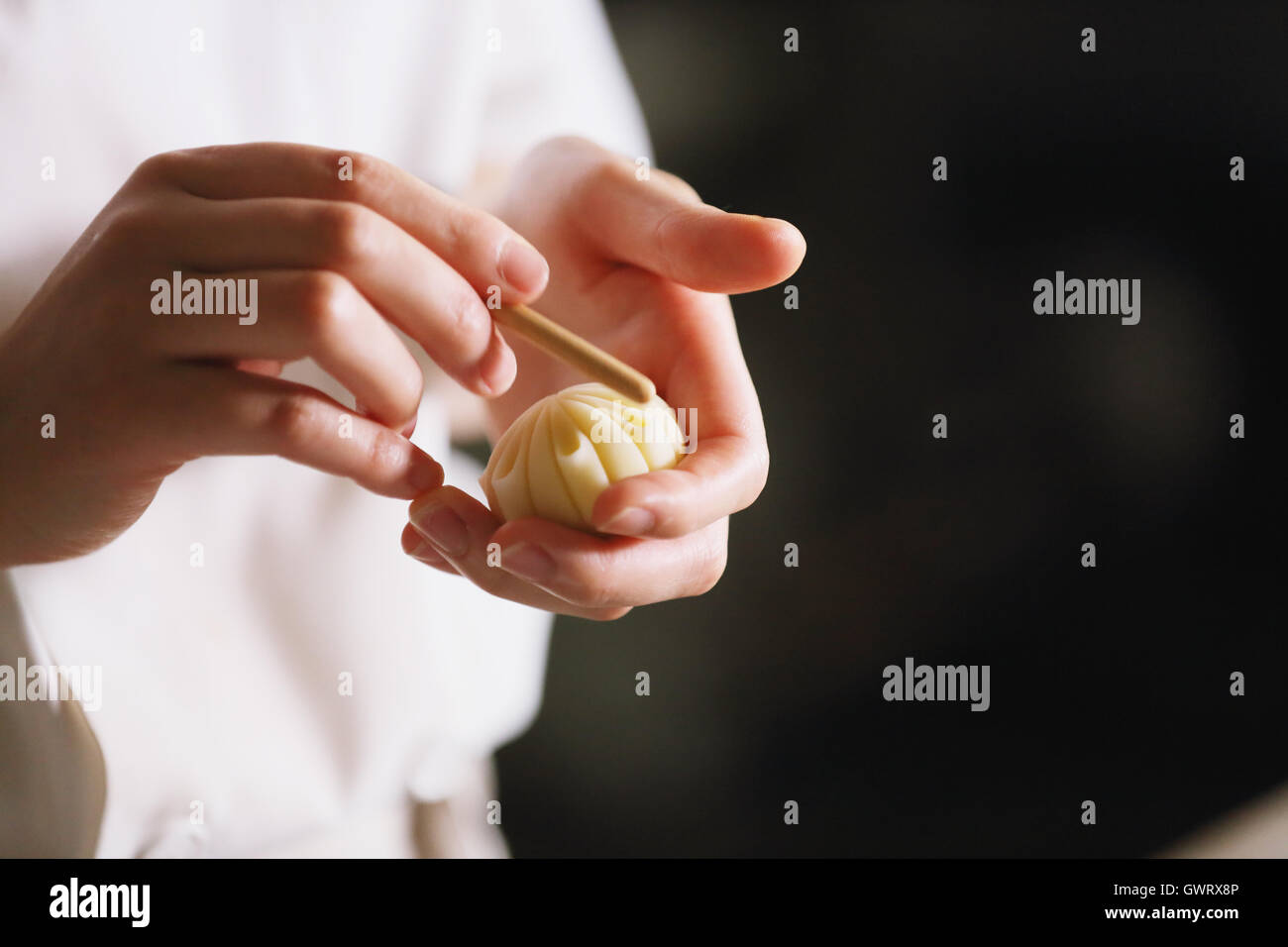 Pastry chef creating Japanese confectionery Stock Photo - Alamy