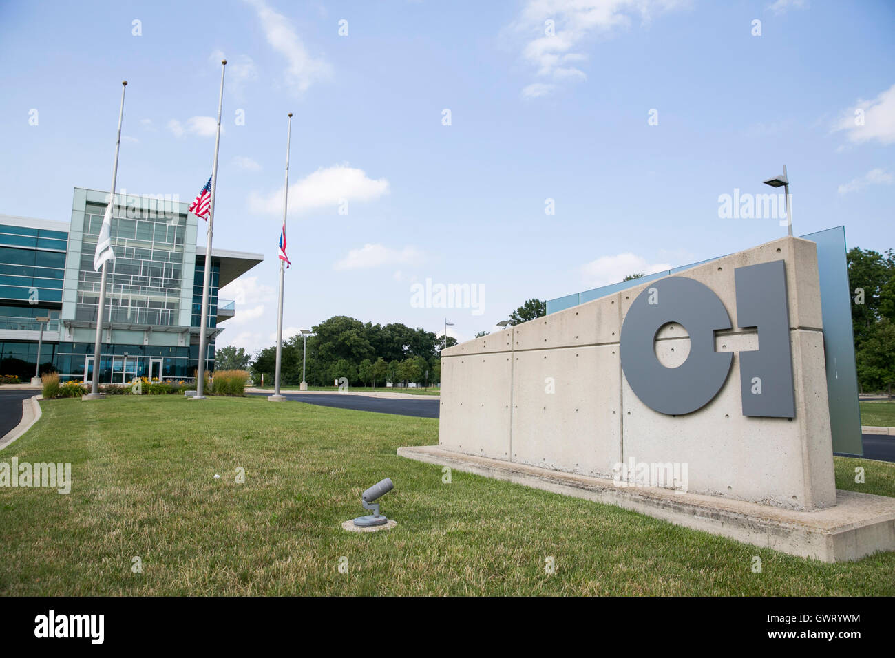 A logo sign outside of the headquarters of Owens-Illinois, Inc., in ...