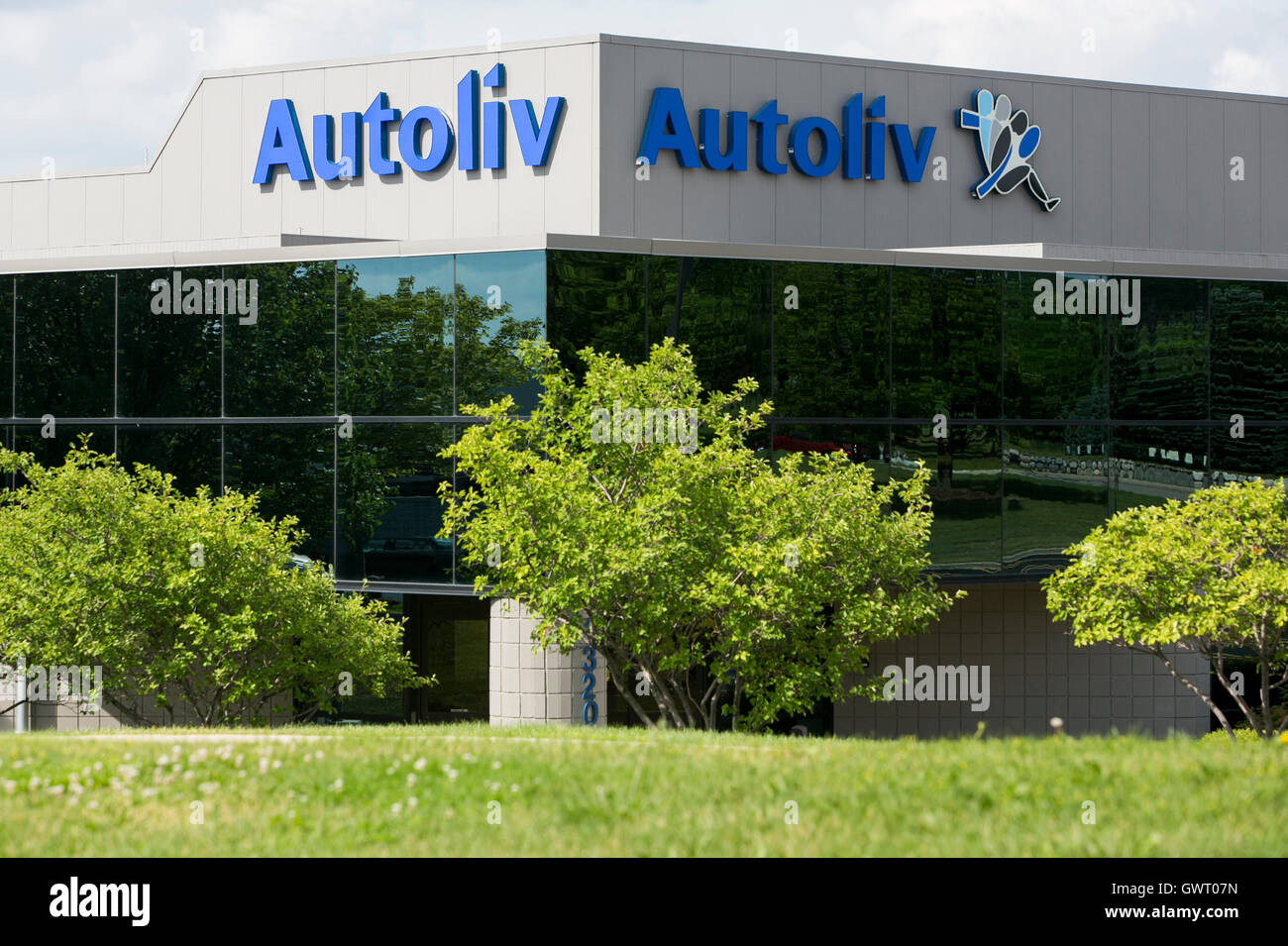 Autoliv company hi-res stock photography and images - Alamy
