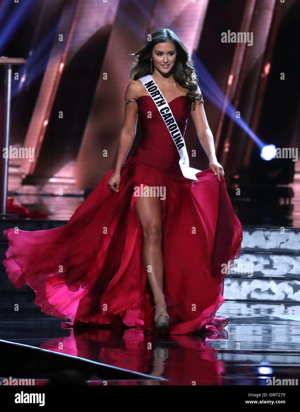 Miss dunn hi-res stock photography and images - Alamy