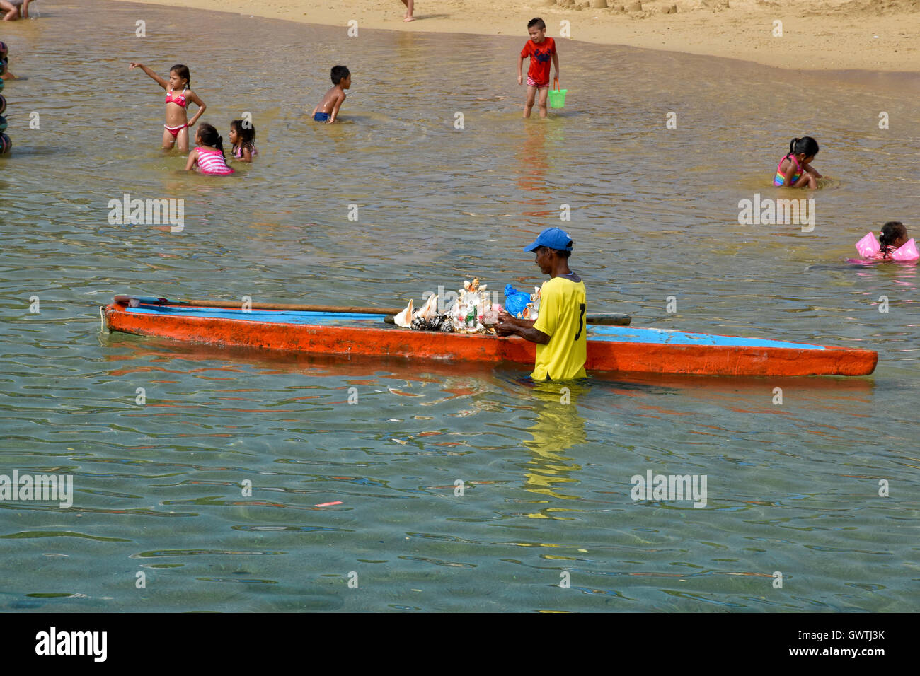 Selling seashells hi-res stock photography and images - Alamy