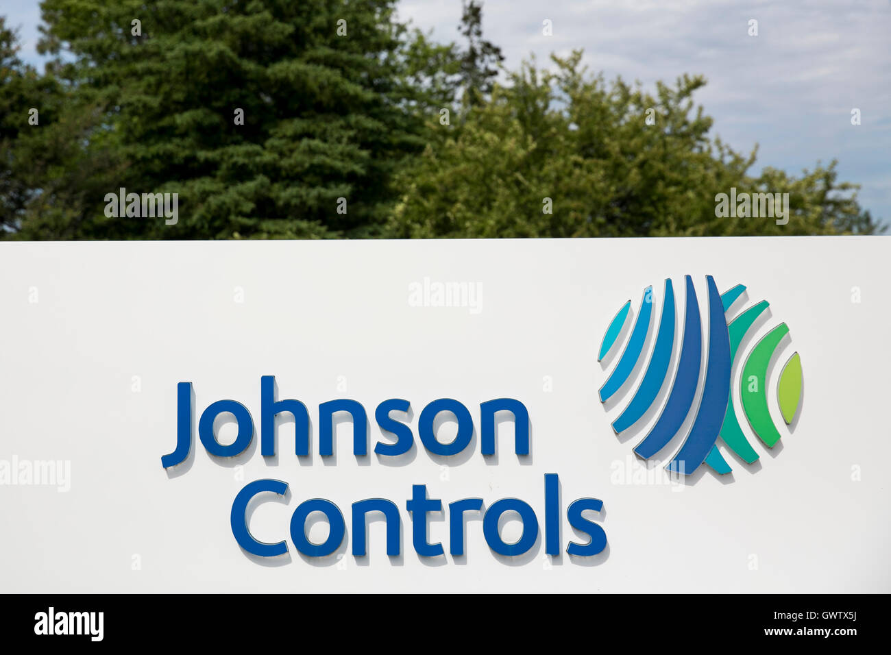 Johnson controls logo hi-res stock photography and images - Alamy