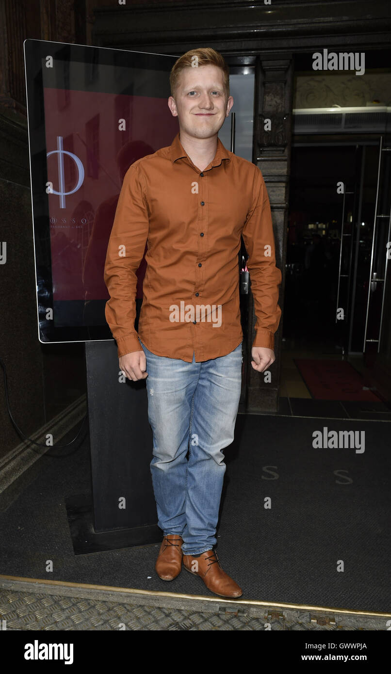 Guests arrive at Coronation Street star Ryan Thomas' leaving party at ...