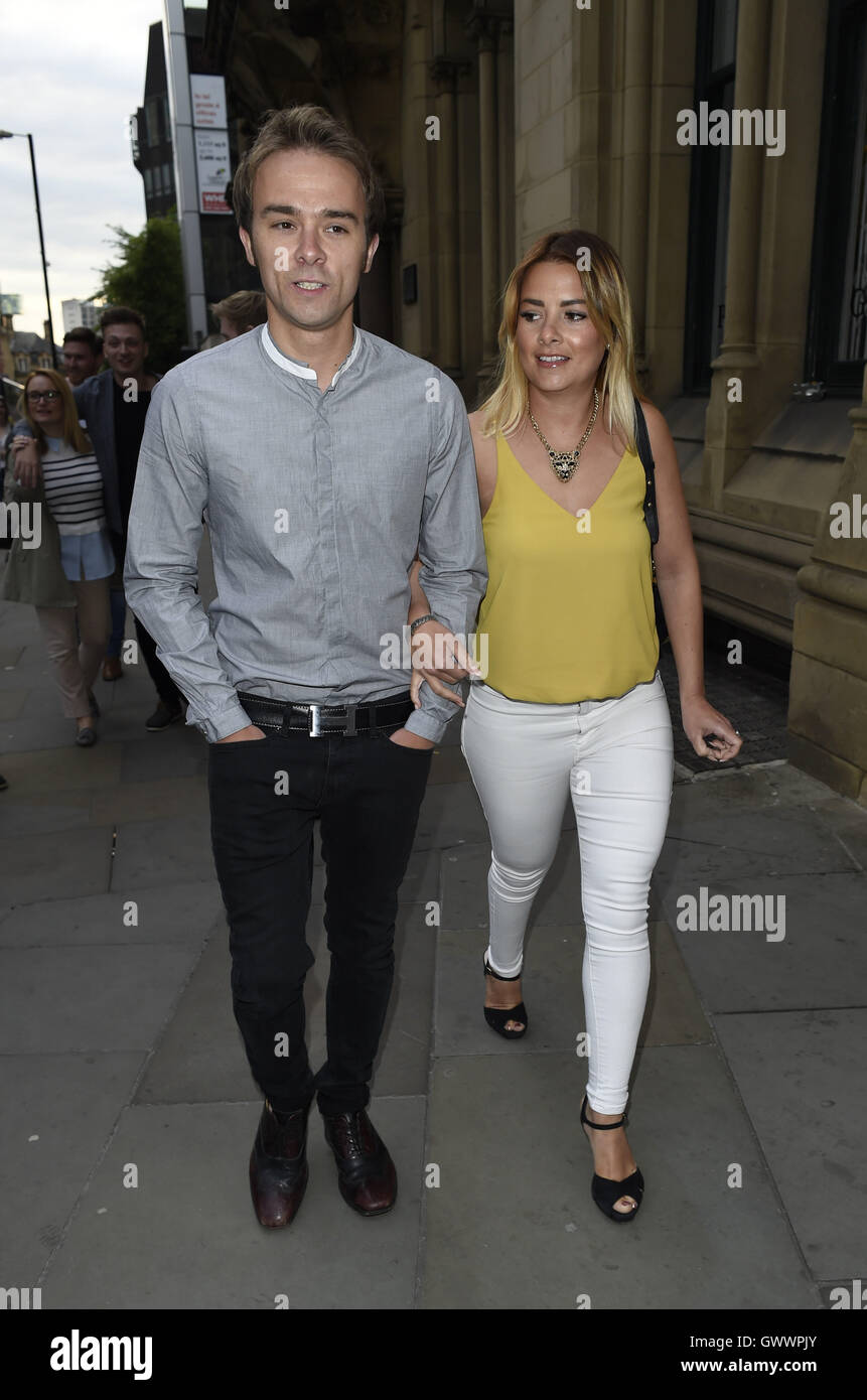 Guests arrive at Coronation Street star Ryan Thomas' leaving party at ...