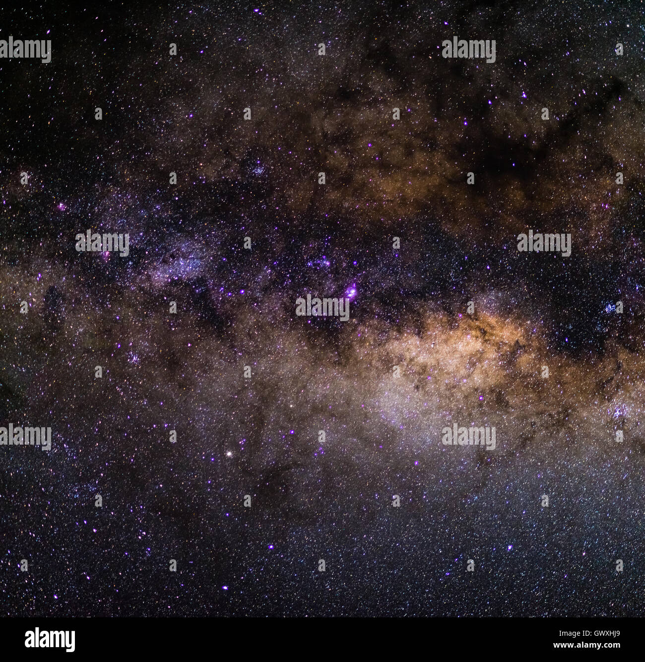 The austral the Milky Way, with details of its colorful core ...
