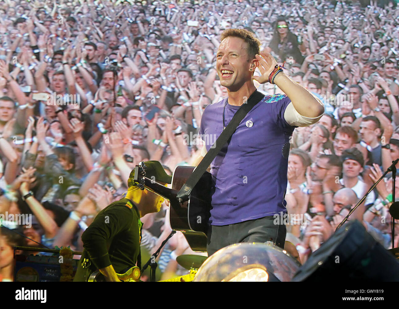 Coldplay perform at Manchester's Etihad Stadium Featuring: Coldplay ...