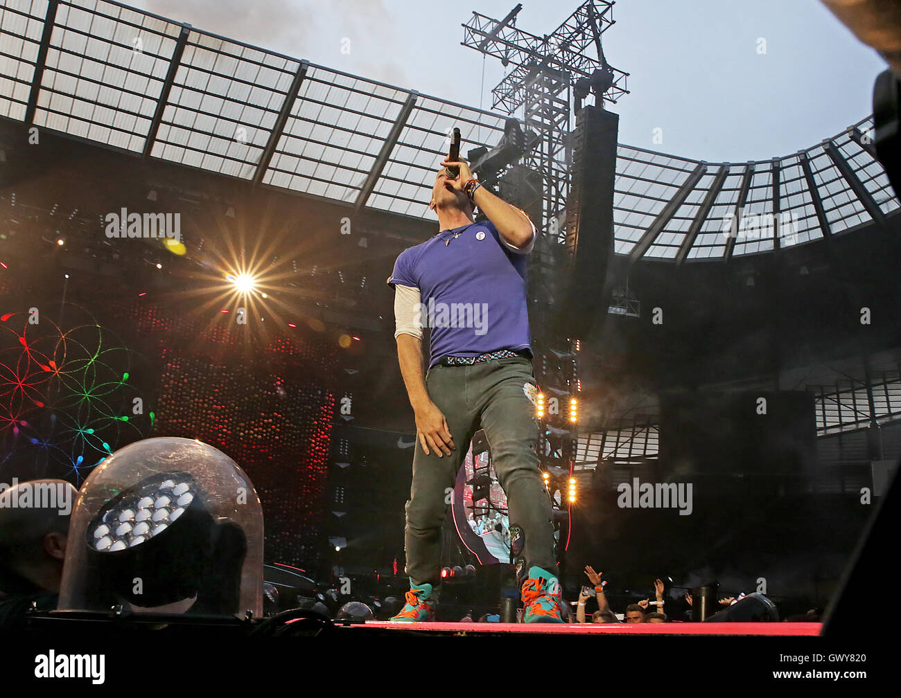 Coldplay perform at Manchester's Etihad Stadium Featuring: Coldplay ...