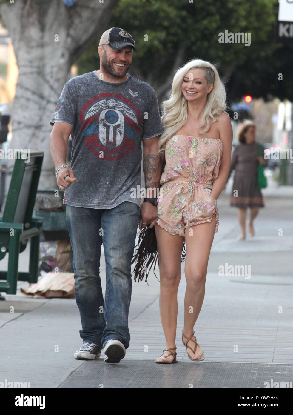 Randy Couture and girlfriend Mindy Robinson appear in good spirits ...