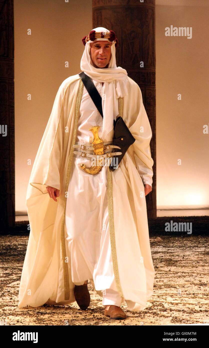Joseph Fiennes performs as T. E. Lawrence in Terence Rattigan's play ...