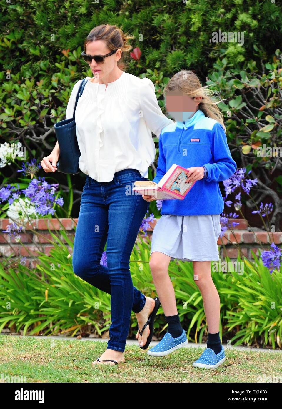 Jennifer Garner Out And About With Her Daughter Violet In Brentwood