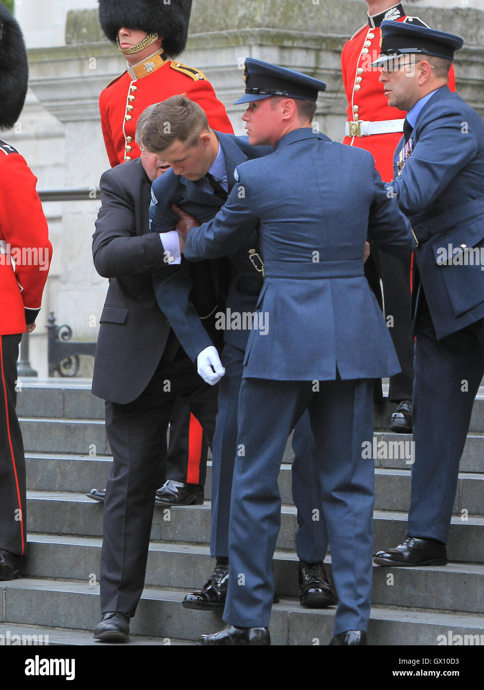 Queen Elizabeth II, accompanied by Prince Philip, Duke of Edinburgh ...
