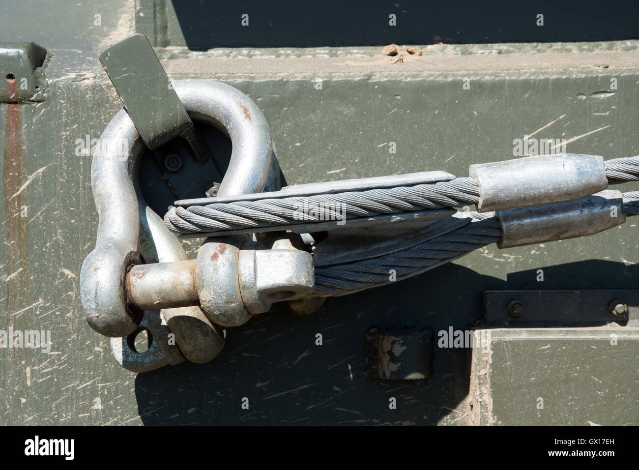 Steel hawser hi-res stock photography and images - Alamy