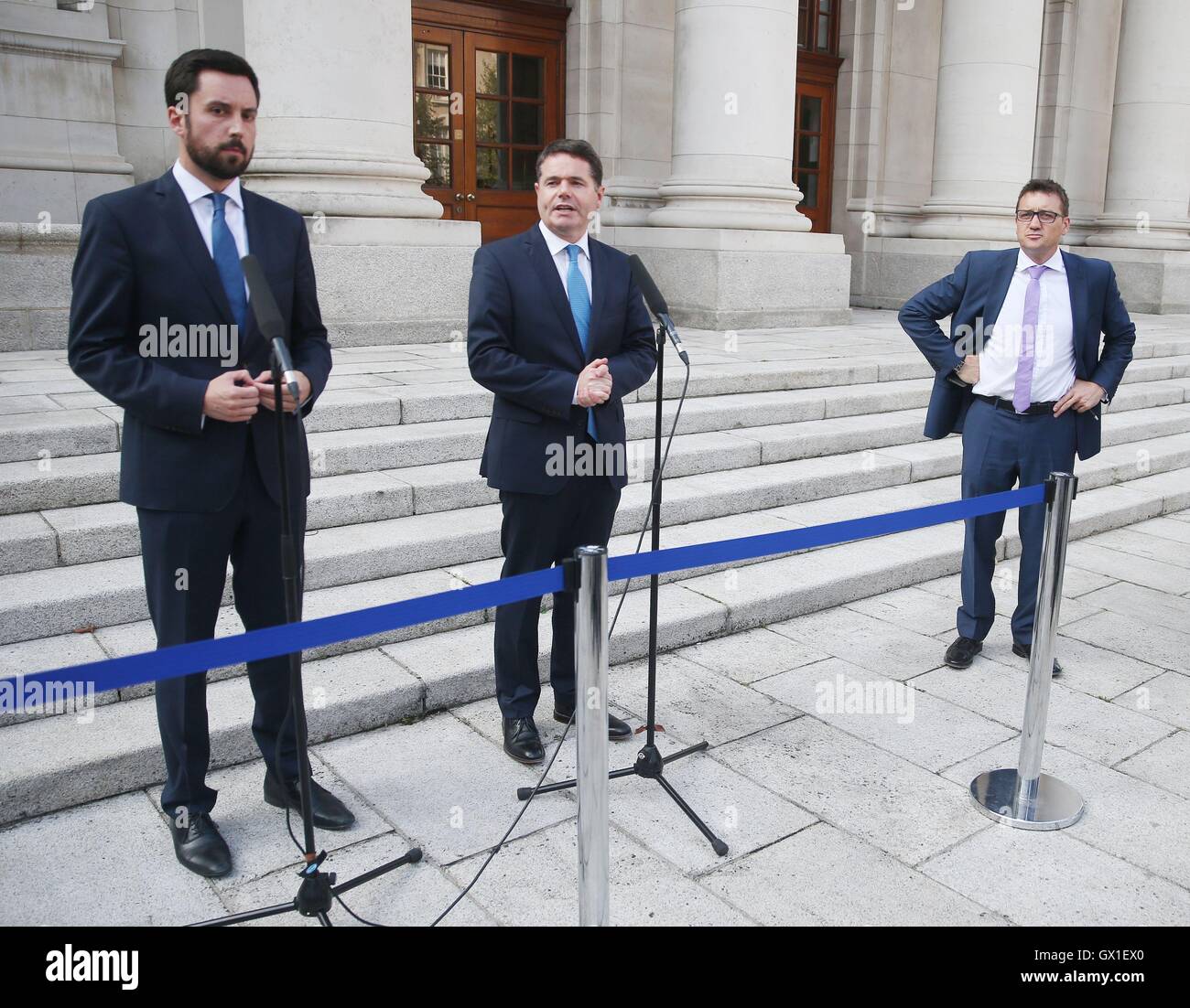 Minister for state assets hi-res stock photography and images - Alamy