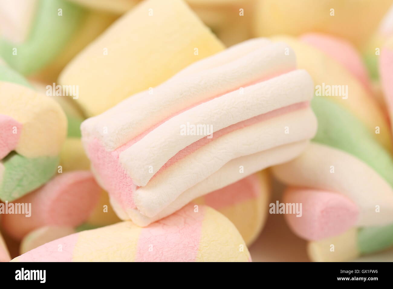 Background of marshmallows candy Stock Photo - Alamy