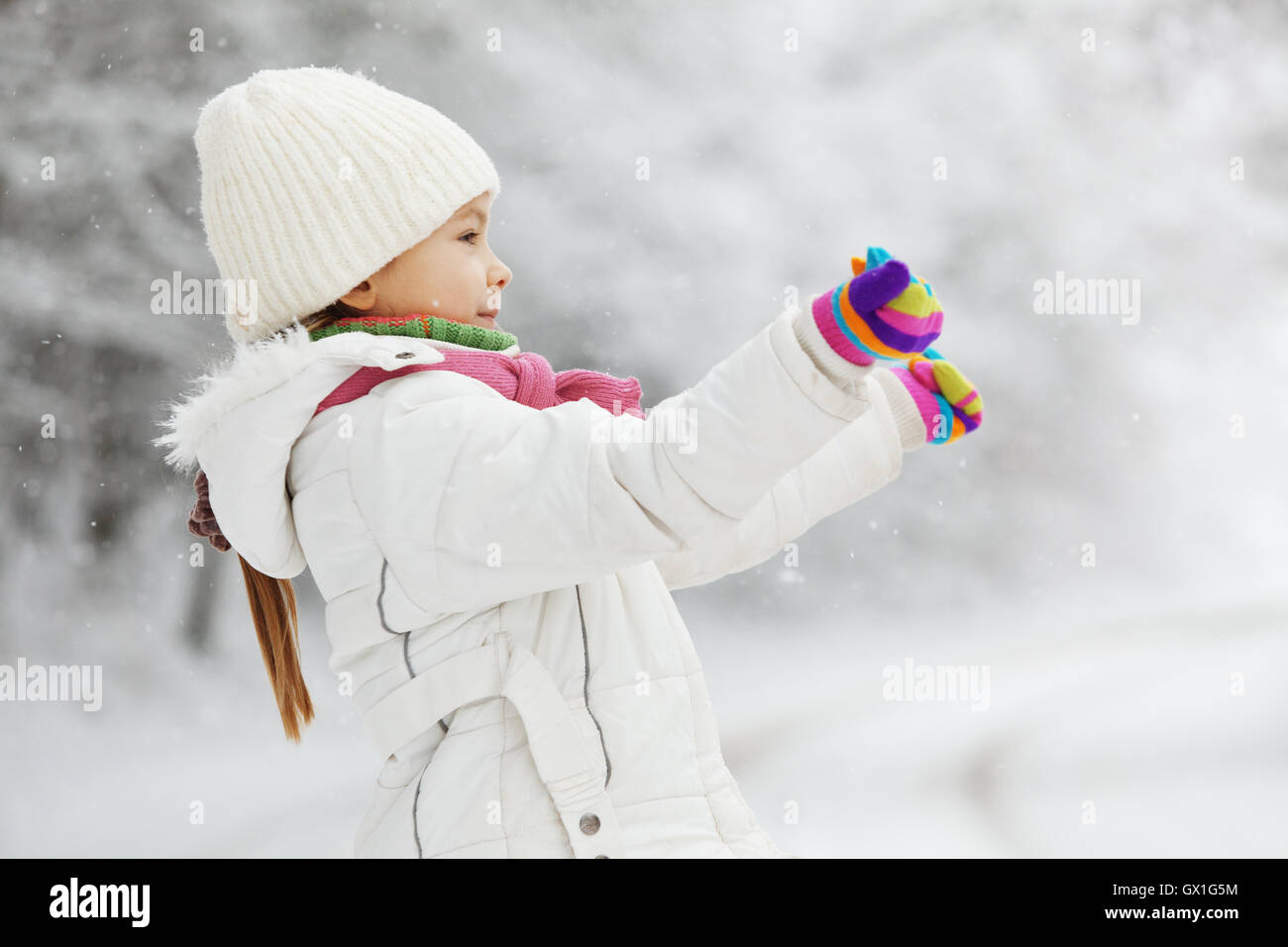 Child in winter Stock Photo - Alamy