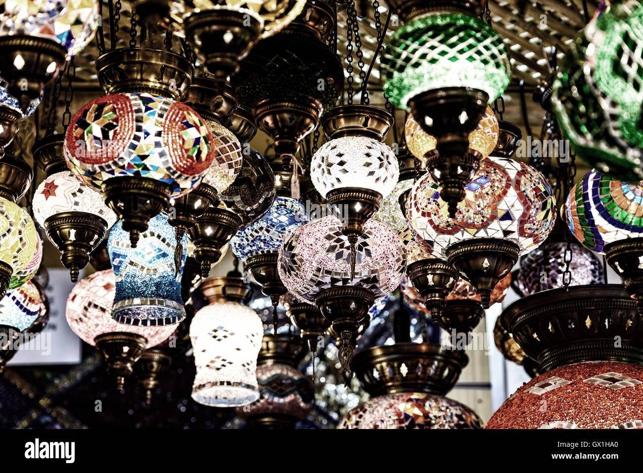 Arabian lamps hi-res stock photography and images - Alamy