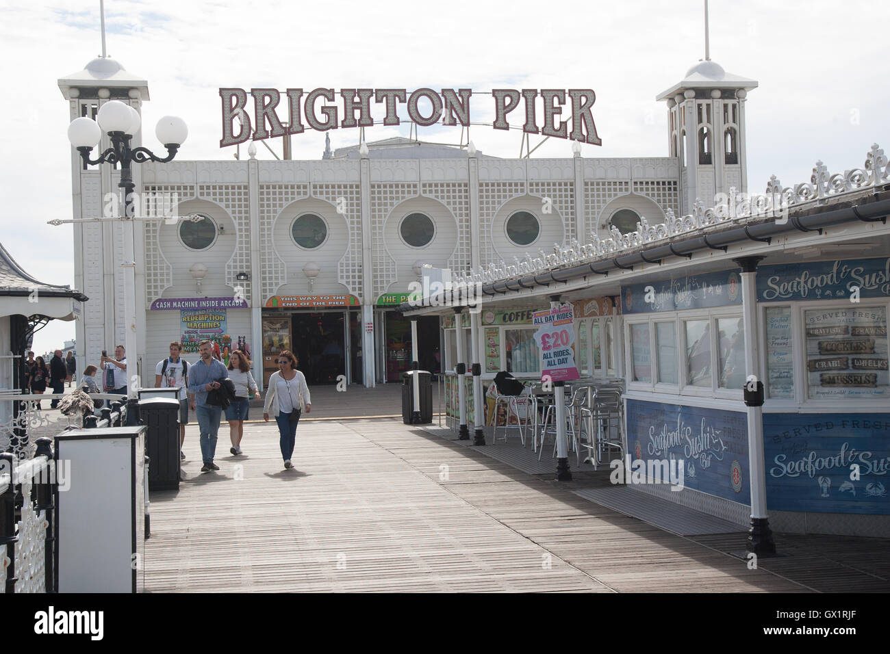 Brighton seafront stalls hi-res stock photography and images - Alamy