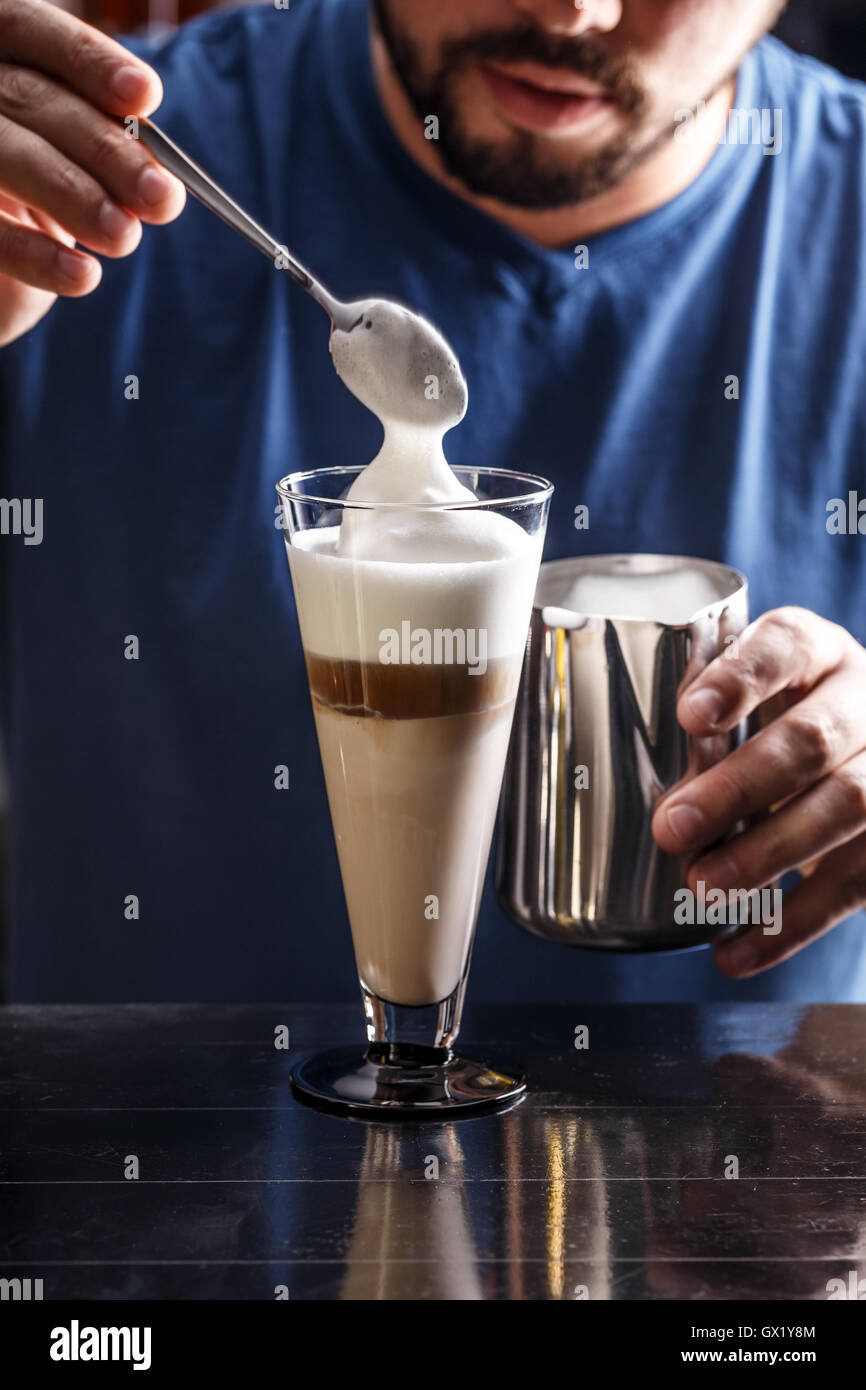 Pouring coffee cream hi-res stock photography and images - Alamy