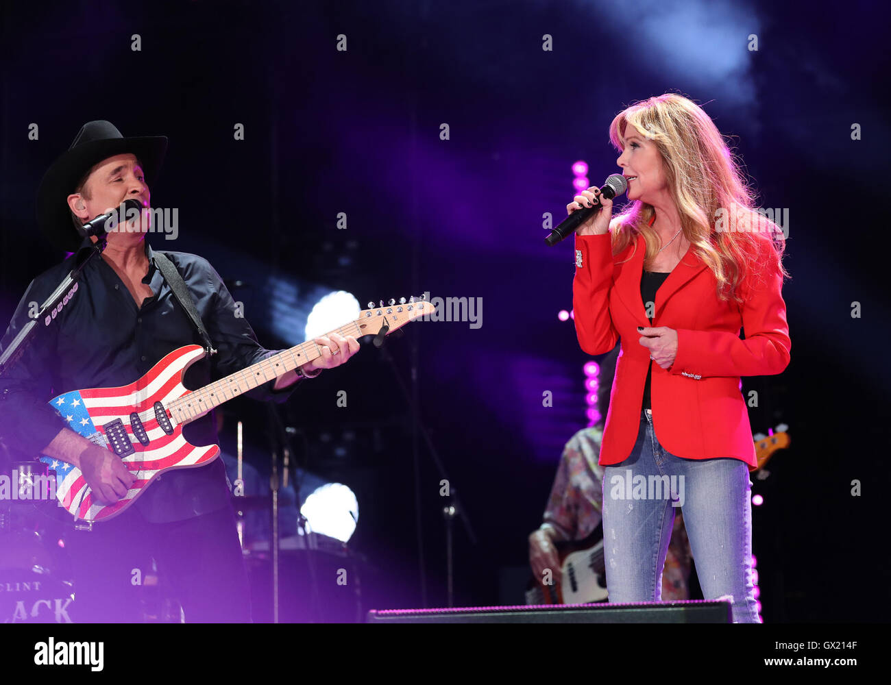 2016ma Music Festival Day 2 Performances Featuring Clint Black
