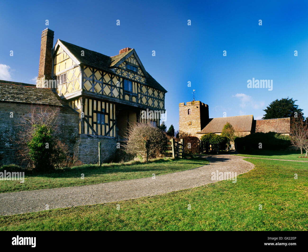 Stokesay castle and gatehouse hi-res stock photography and images - Alamy