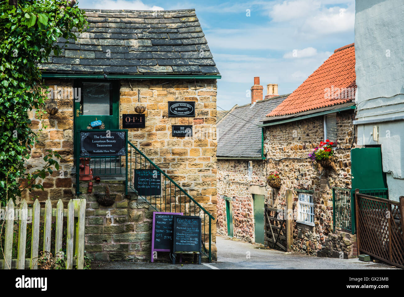 Village life rural england hi-res stock photography and images - Alamy