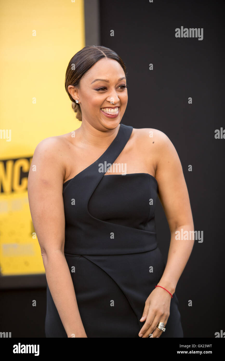 Premiere of Warner Bros. Pictures 'Central Intelligence' - Arrivals ...