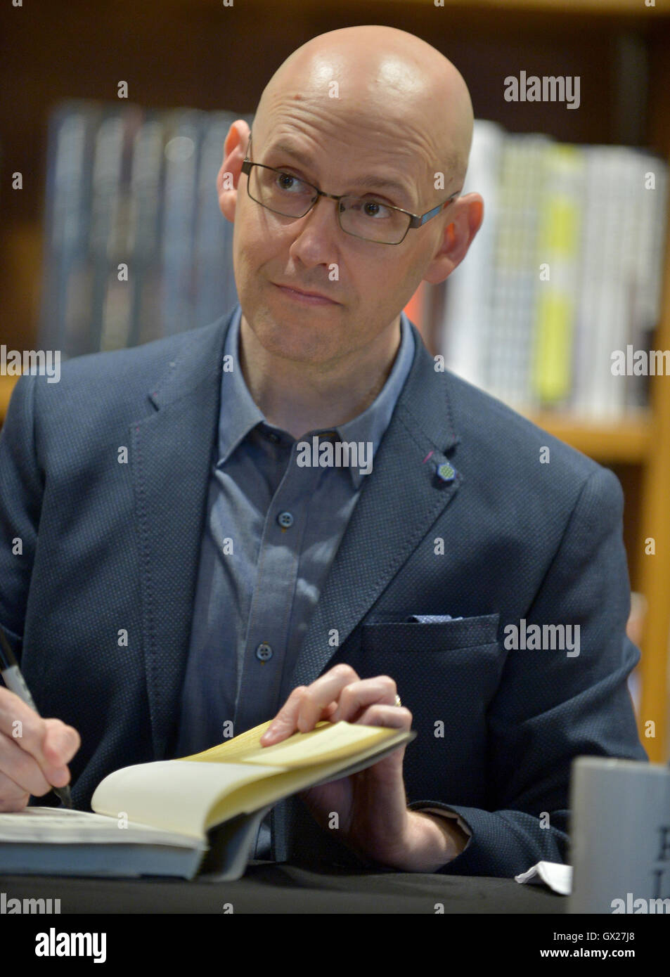 Author Brad Meltzer signs copies of his new book 'The House of Secrets ...