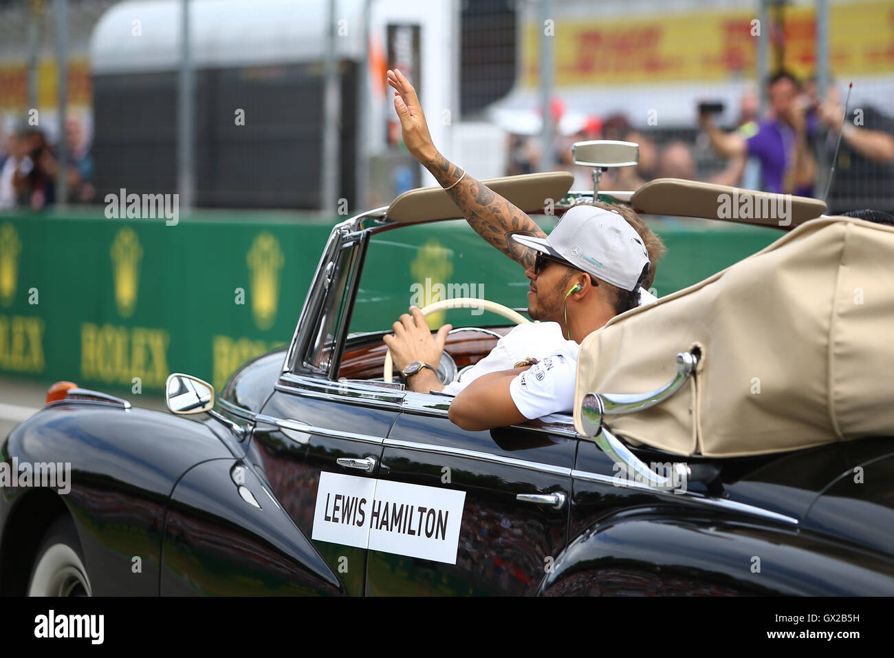 Lewis hamilton 2016 hi-res stock photography and images - Alamy