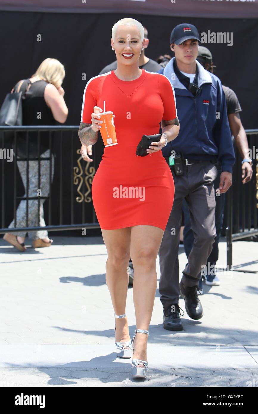 Amber Rose arrives at Universal Studios for an interview with Mario ...