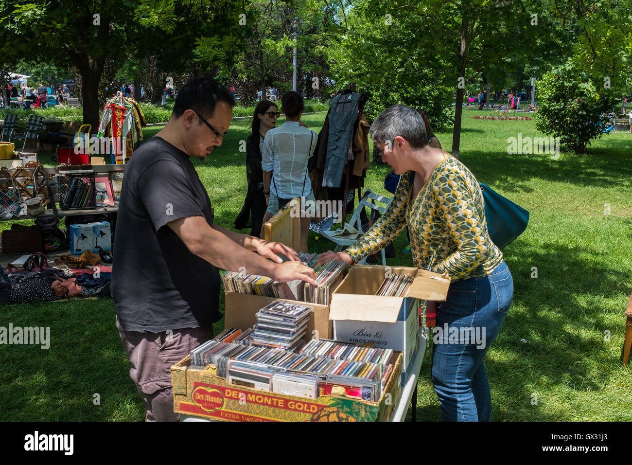 Cds for sale hi-res stock photography and images - Alamy