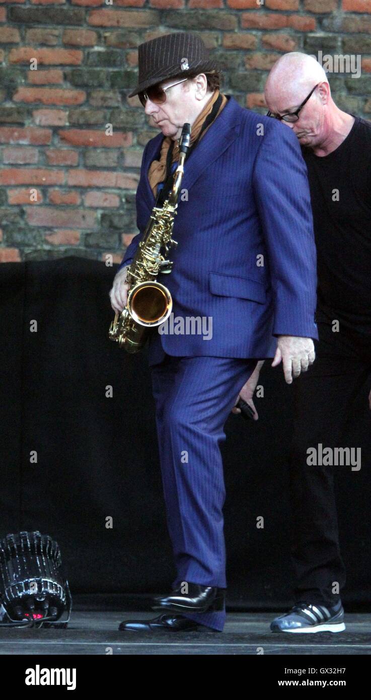 Van Morrison and his band play Hampton Court Palace Music Festival 2016 ...