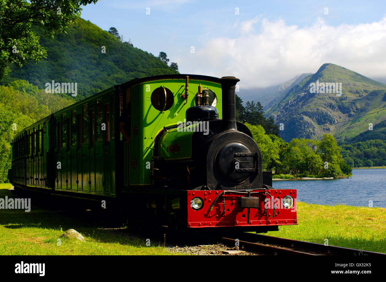 Llanberis lake railway hi-res stock photography and images - Alamy