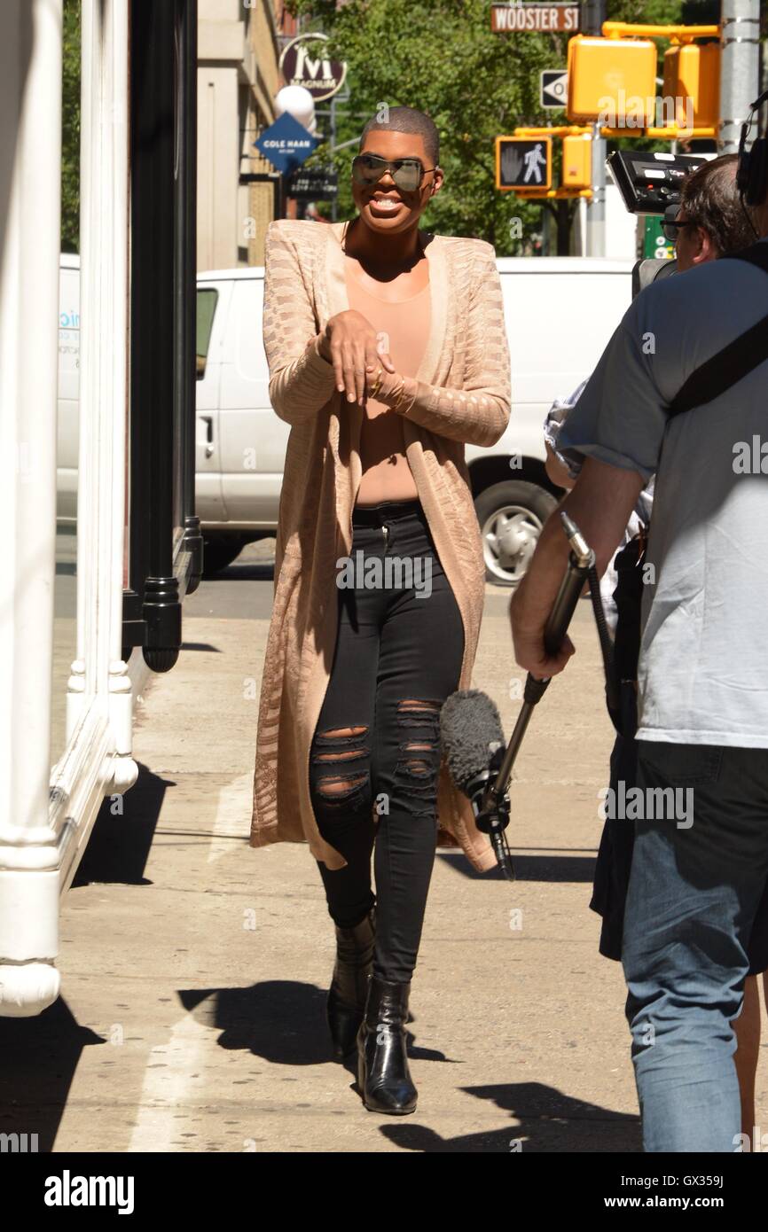 EJ Johnson, looking svelte, shooting his new reality show 'EJNYC' in ...