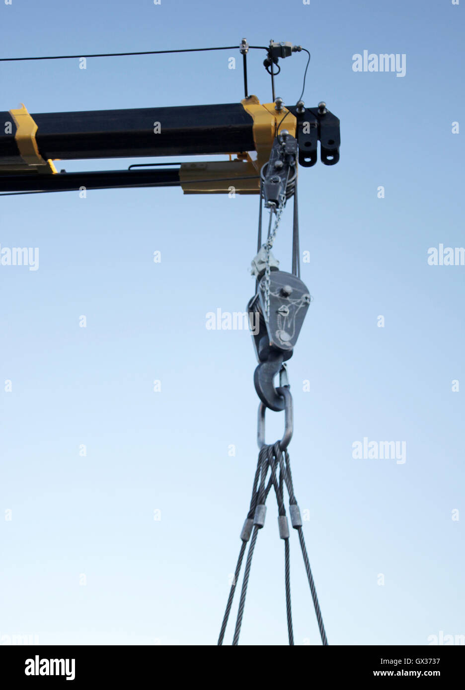 Swinging crane hi-res stock photography and images - Alamy