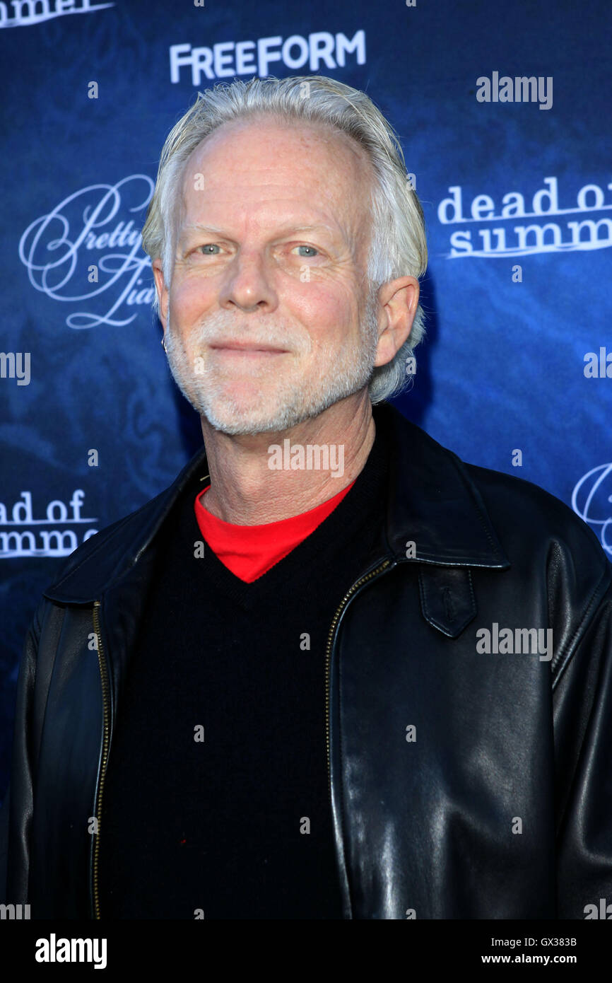 LA premiere of 'Pretty Little Liars' season 7 and 'Dead of Summer' at ...