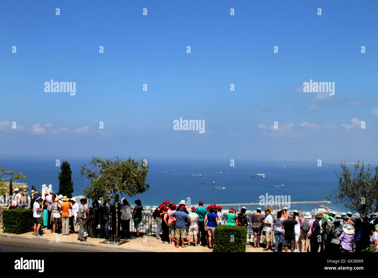 Haifa, Israel. 13th Sep, 2016. A palestinian from the West Bank and ...