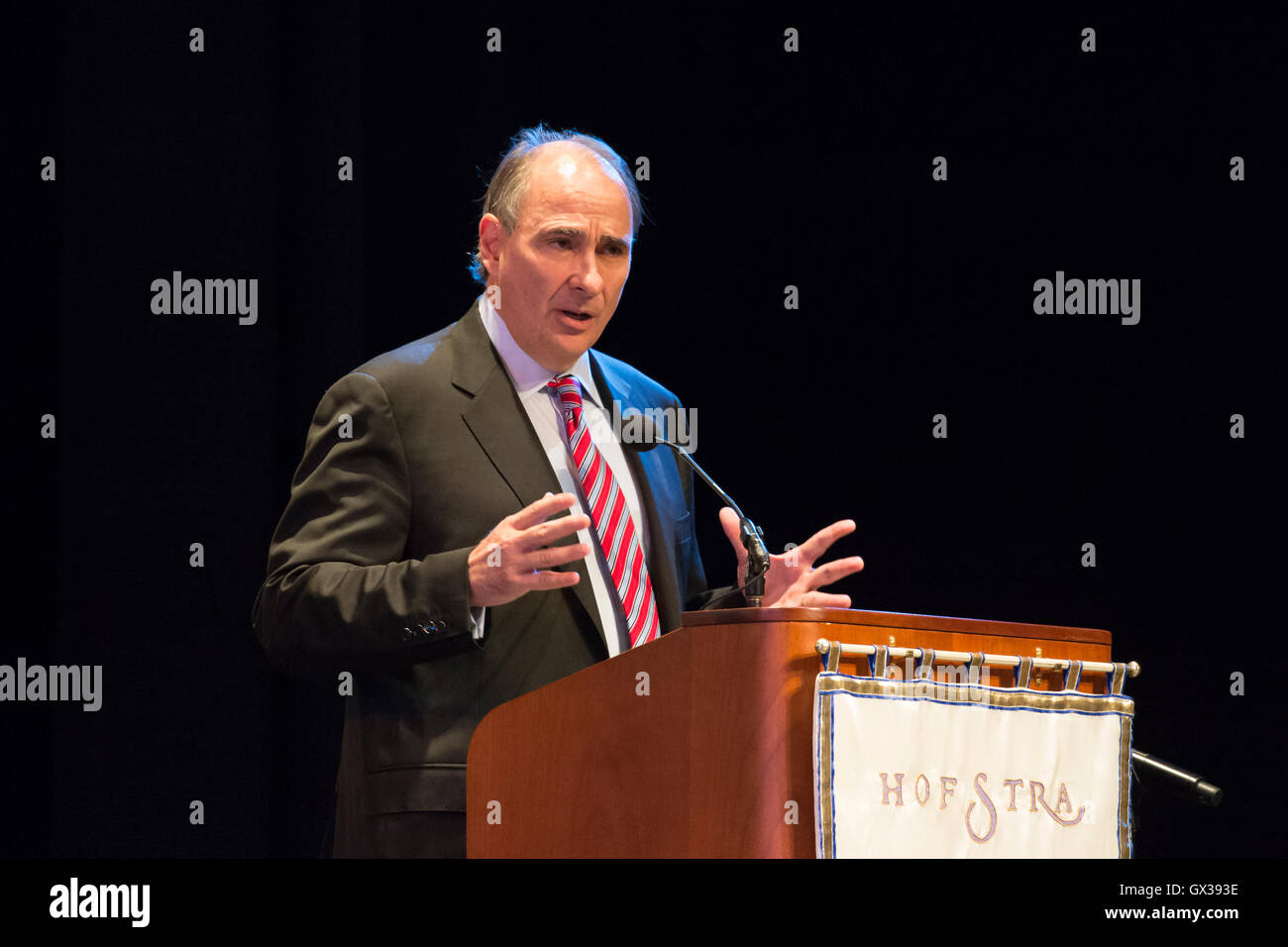 American political consultant hi-res stock photography and images - Alamy