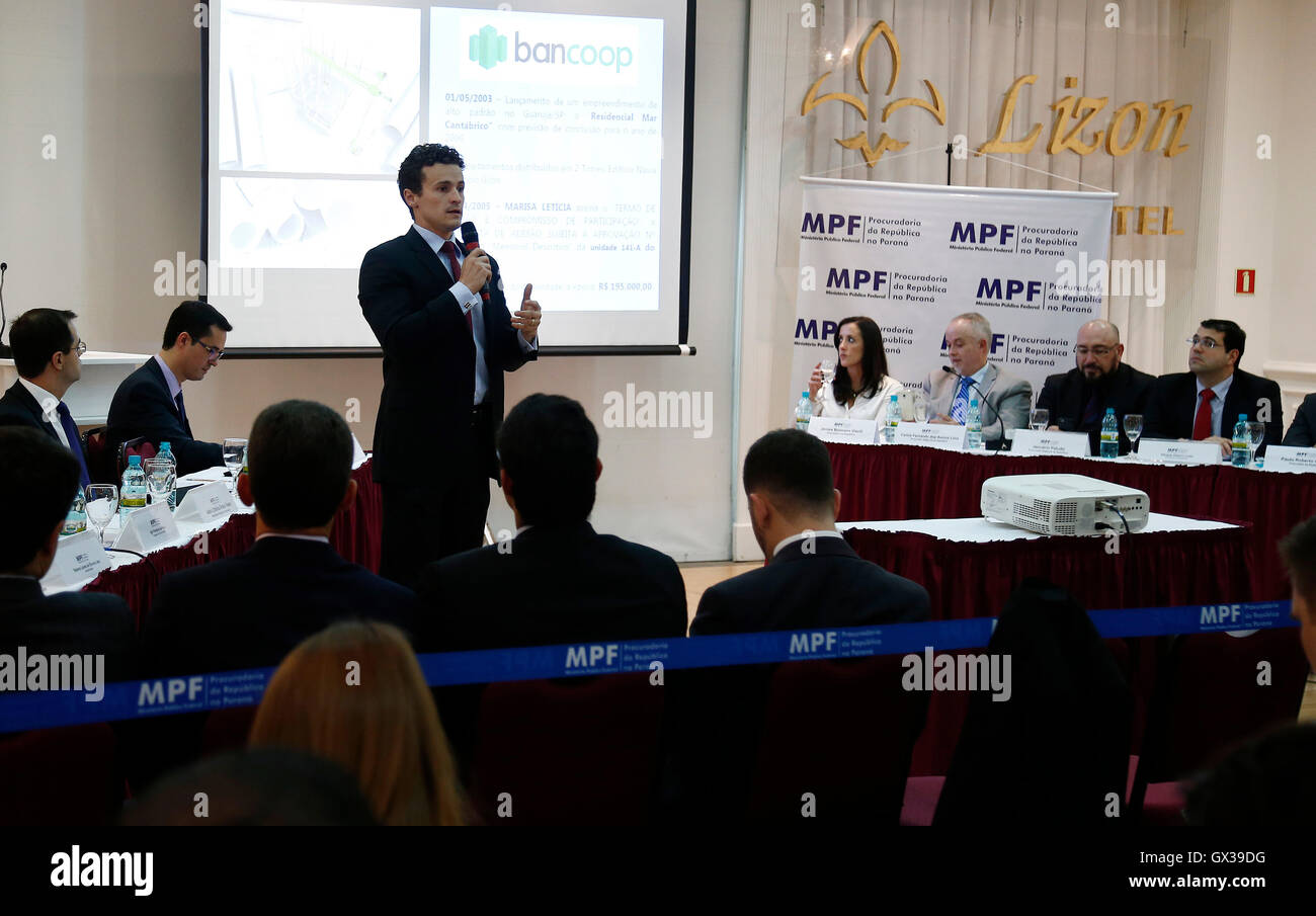 Lizon hi-res stock photography and images - Alamy