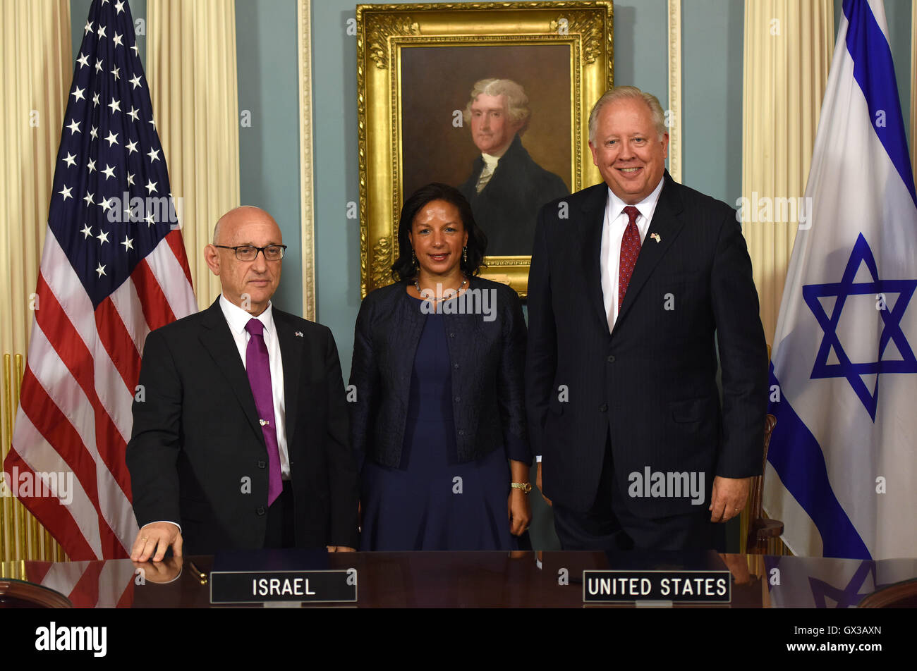 Thomas shannon r hi-res stock photography and images - Alamy