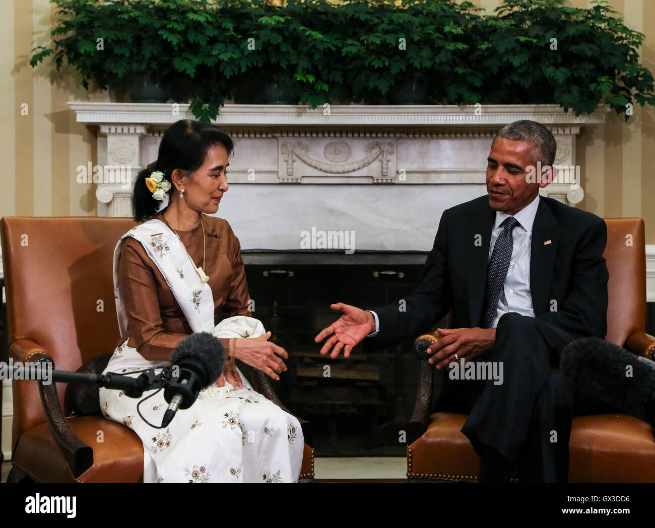 United States President Barack Obama holds a bilateral meeting with ...